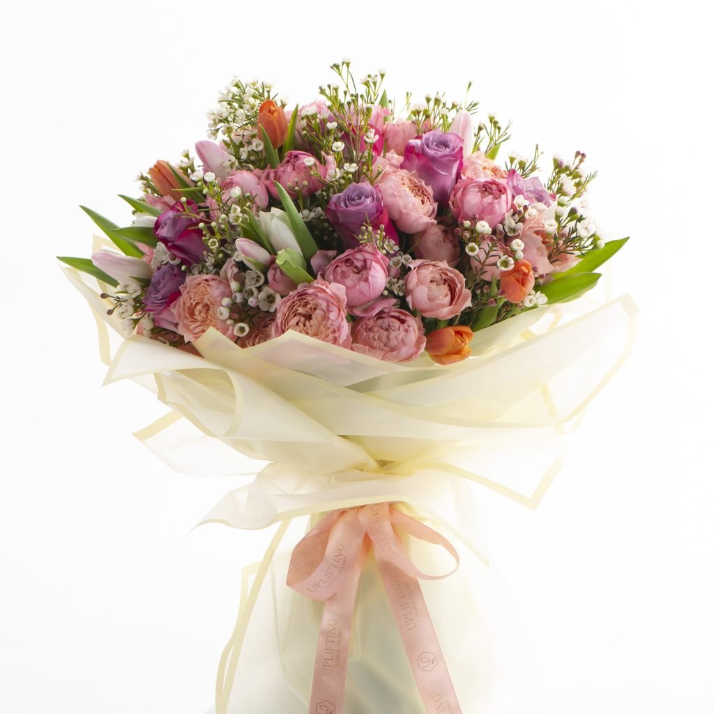 Hand Bouquet – uplifting floral studio